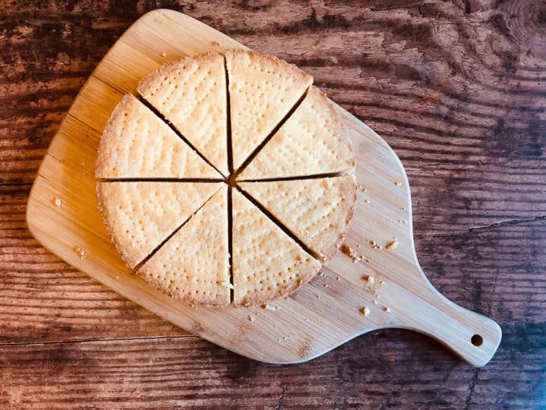 A Super Simple Shortbread Recipe - Liana's Kitchen