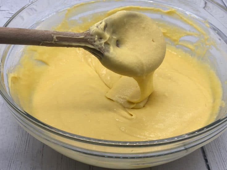 An Easy Cupcake Recipe - How To Make Cupcakes - Liana's Kitchen