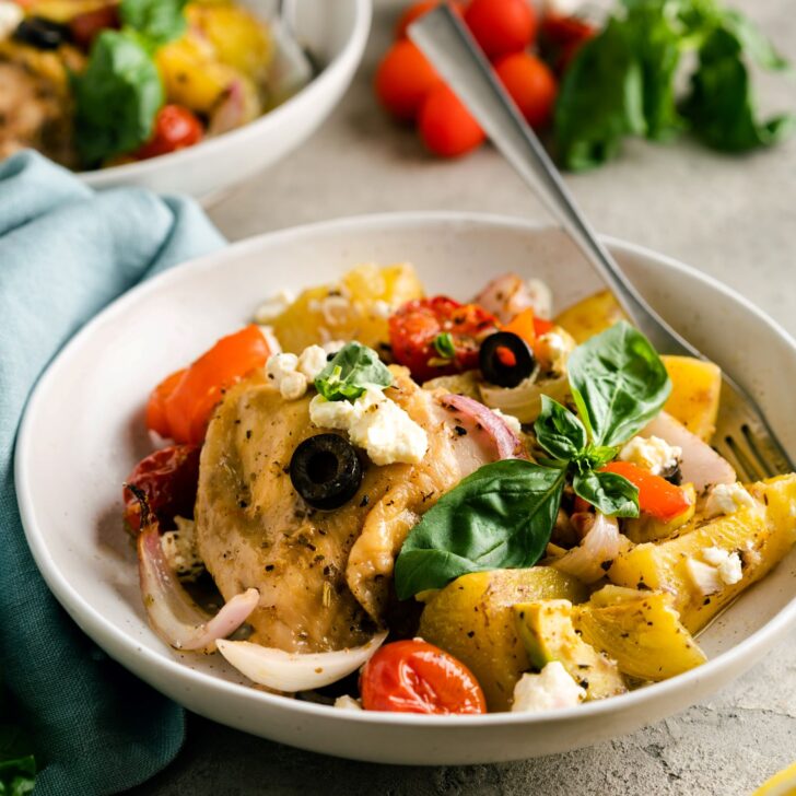 Easy & Flavourful Mediterranean Chicken Tray Bake Recipe – One-Pan ...