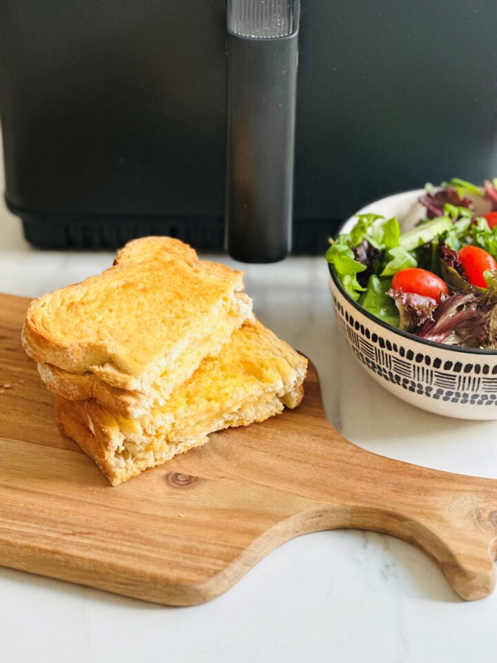 Perfectly Melty Air Fryer Cheese Toastie: A Step-By-Step Guide - Liana's Kitchen
