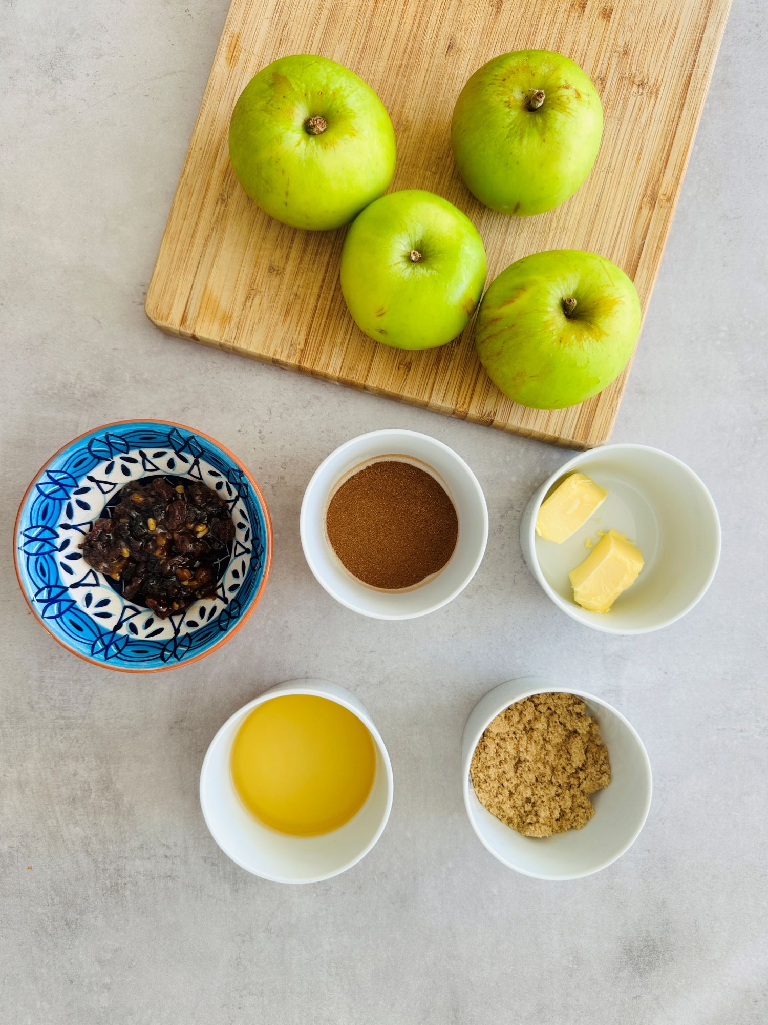Baked Apples and Mincemeat (3 Different Ways!) - Liana's Kitchen