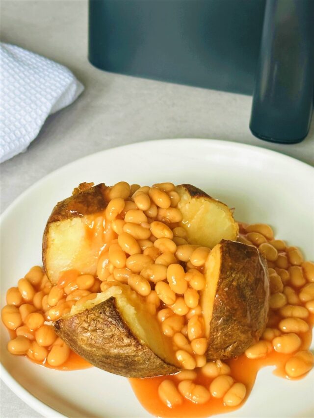 Frozen Jacket Potato In An Air Fryer - Liana's Kitchen