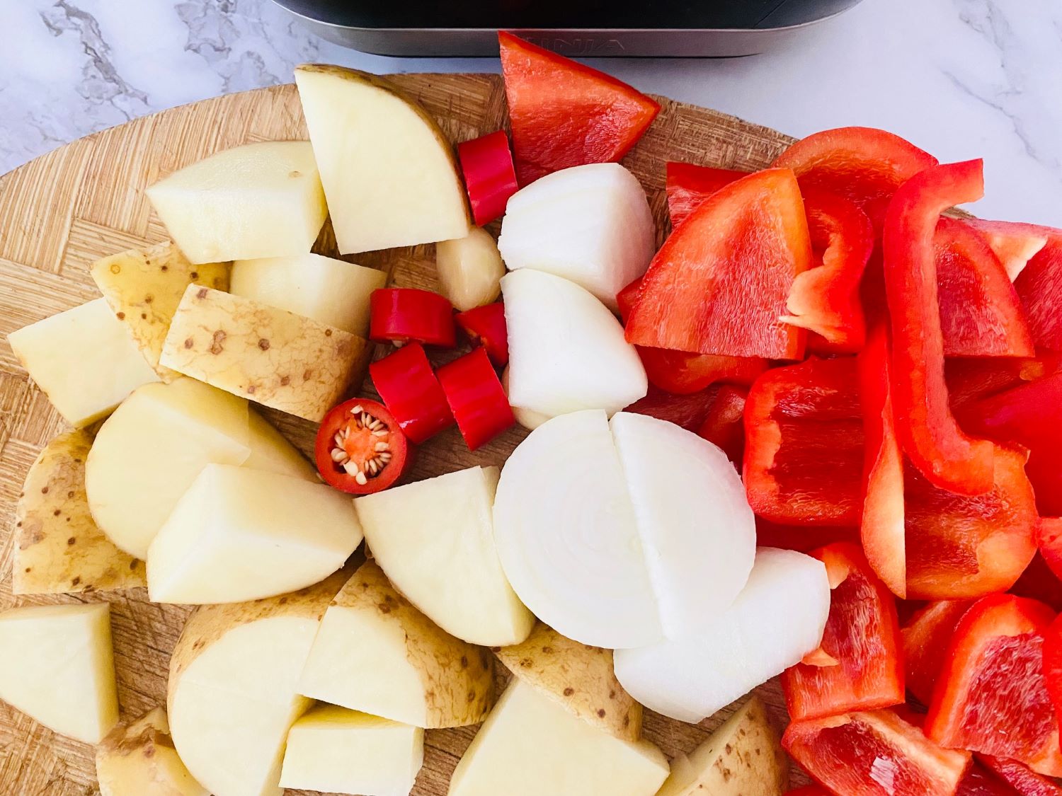 Red Pepper & Chilli Soup (In A Soup Maker) - Liana's Kitchen