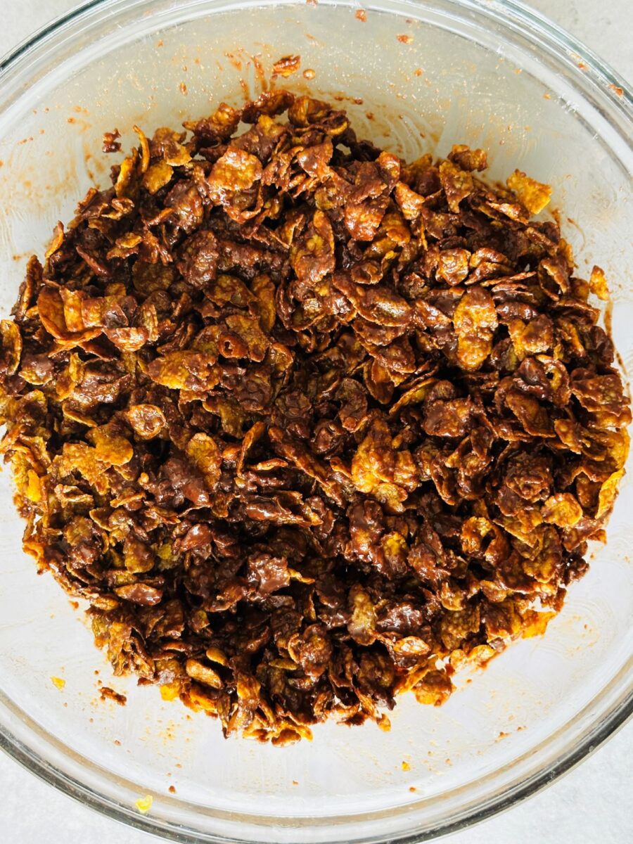 How To Make Chocolate Cornflake Cakes - Liana's Kitchen