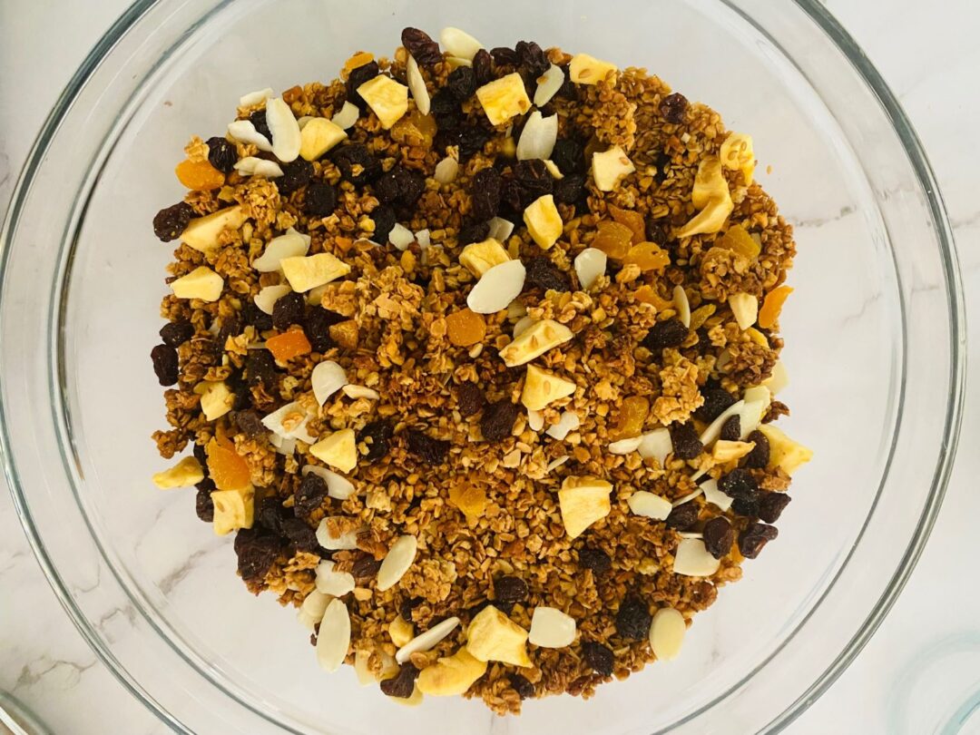 Granola Recipe - How To Make Granola At Home - Liana's Kitchen