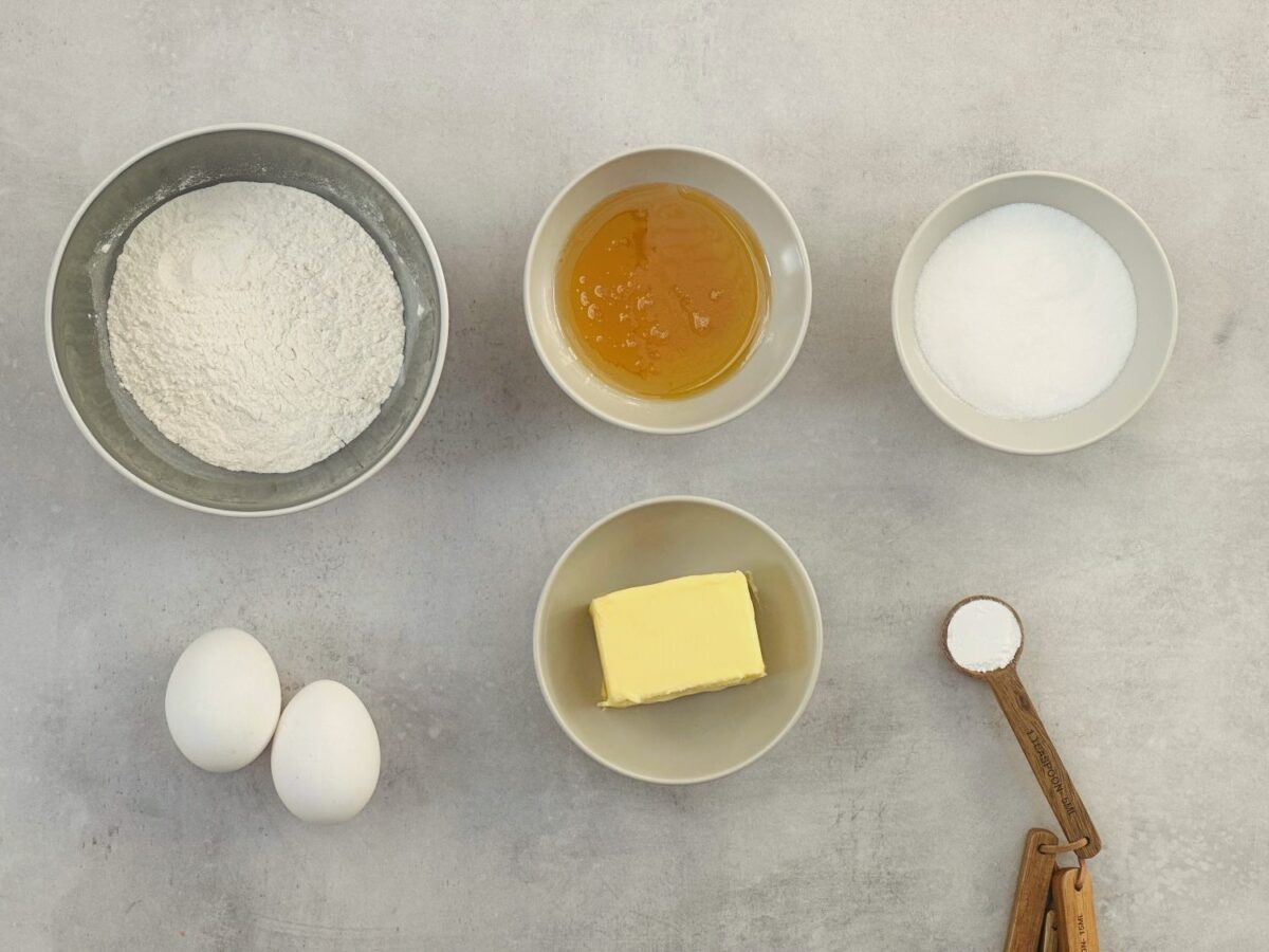 Microwave Treacle Sponge Pudding Recipe - Liana's Kitchen