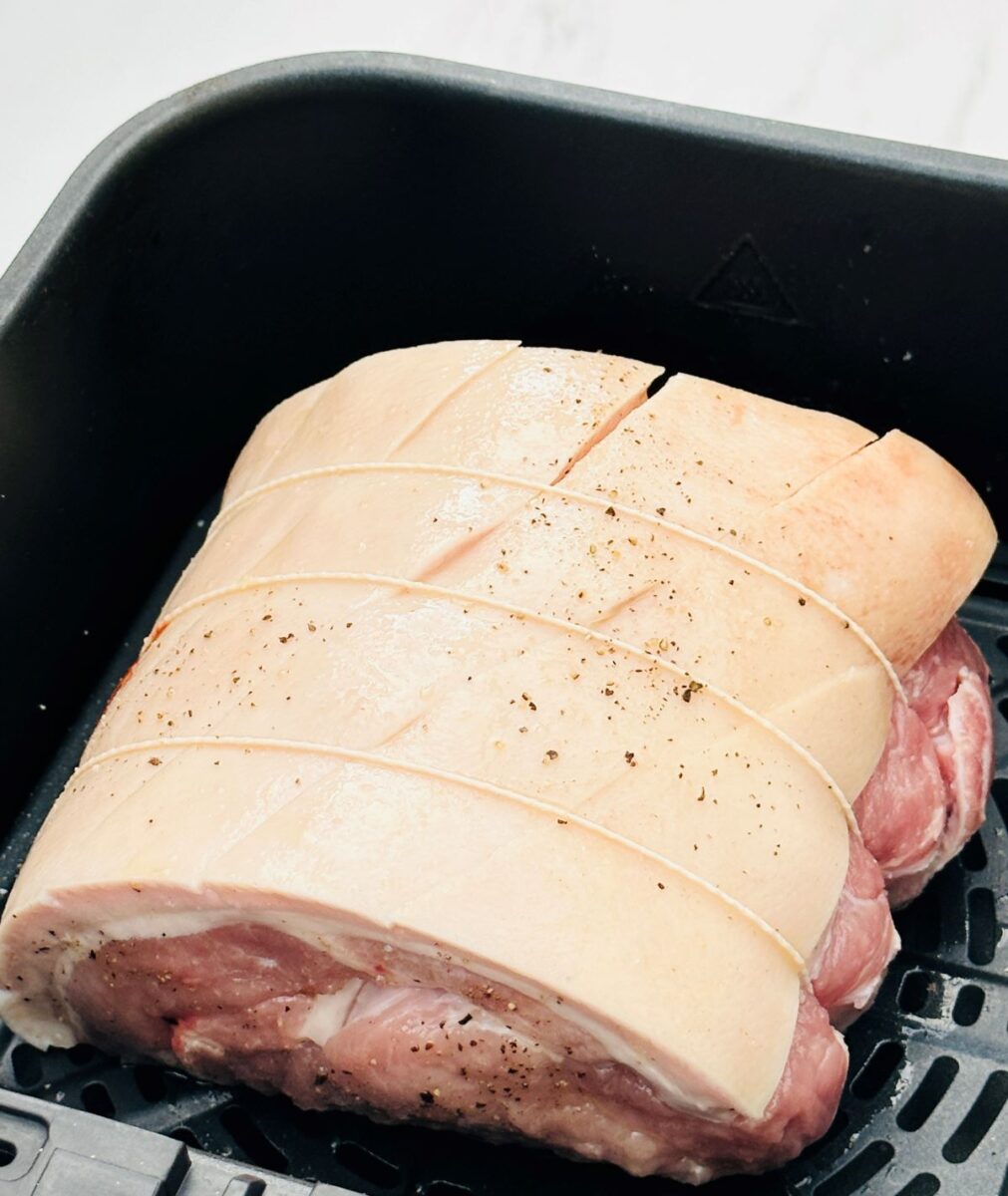 How To Make Air Fryer Roast Pork (With Perfect Crispy Pork Crackling ...