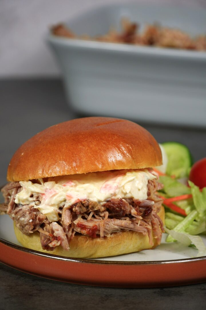 Very Easy Slow Cooker Pulled Pork - Liana's Kitchen