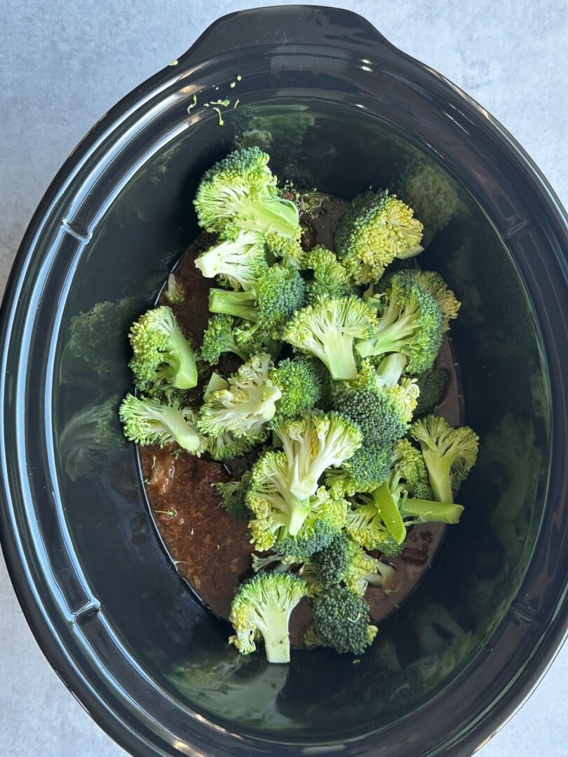 Slow Cooker Beef and Broccoli Recipe - Liana's Kitchen